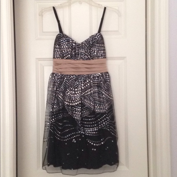 BCX | Dresses | Nwot Bcx Sequins Silvergold Dress | Poshmark